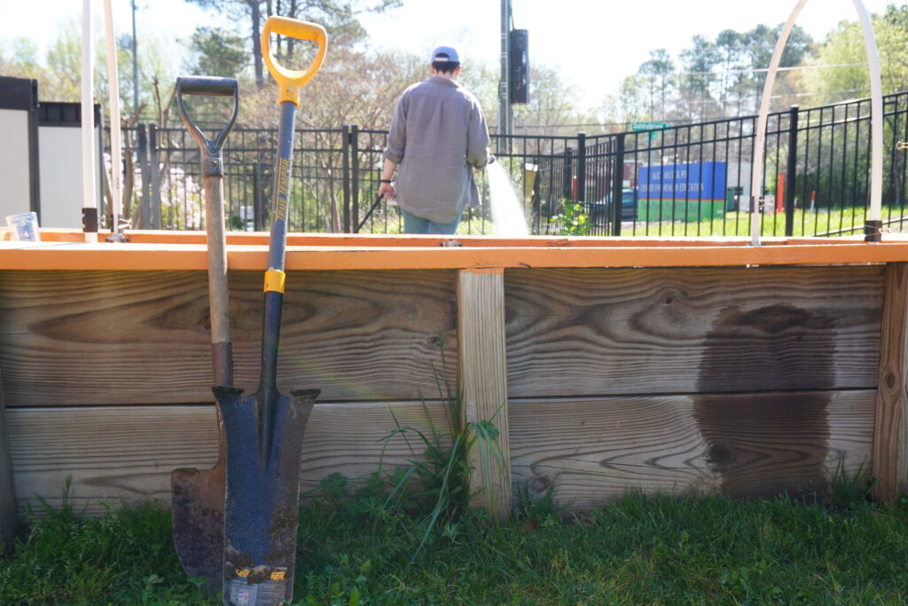 5 Winterizing Garden Tips from our Experts - Poe Center for Health ...